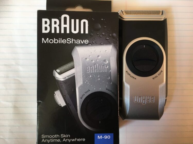 スマートフォイル技術を搭載したBraun M-90 モバイルシェーバーのメンテナンス法 | Cool Life Tokyo
